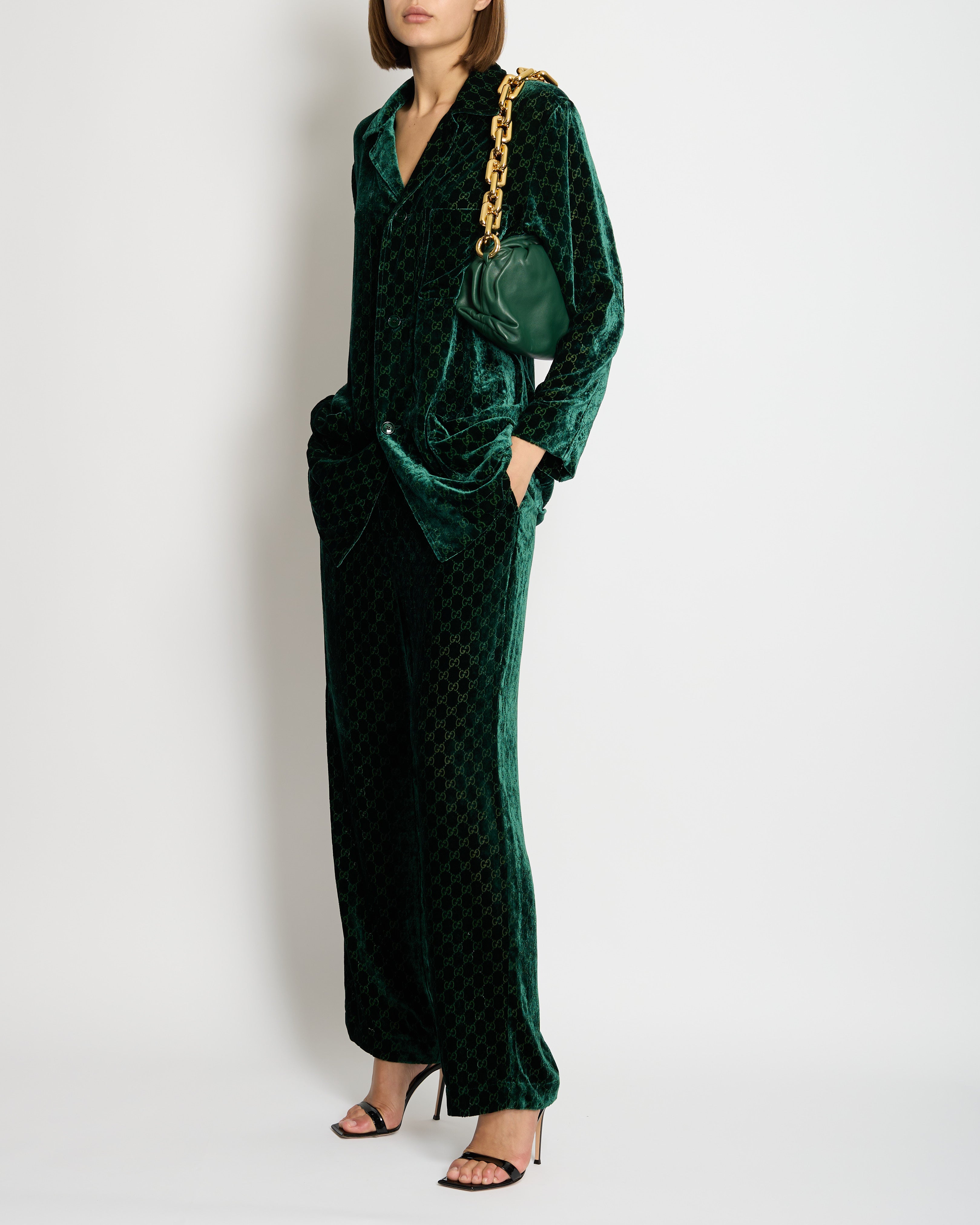 All Clothing – Page 4 – Sellier